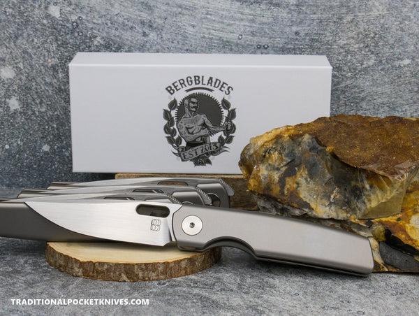 BergBlades Mini Sweeney Full Beadblast Titanium Hand Satin Magnacut - C ...